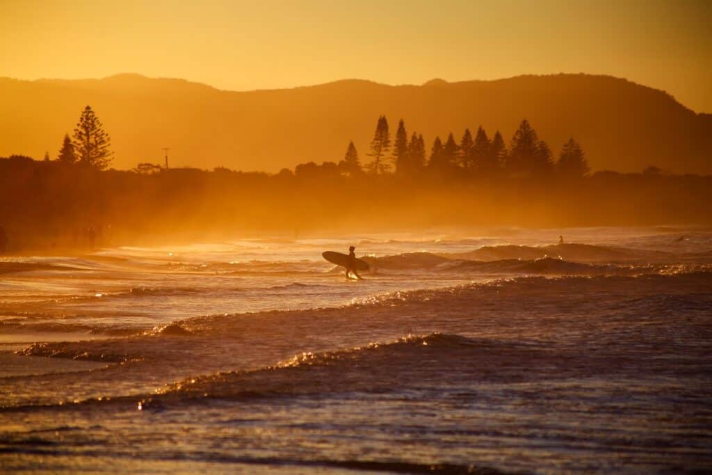 Surf Byron Bay- The Best Surf Town in East Australia Surf Byron Bay- The Best Surf Town in East Australia